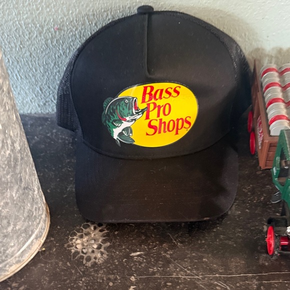 Bass Pro Shops | Accessories | Bass Pro Shops Black Hat With Yellow ...